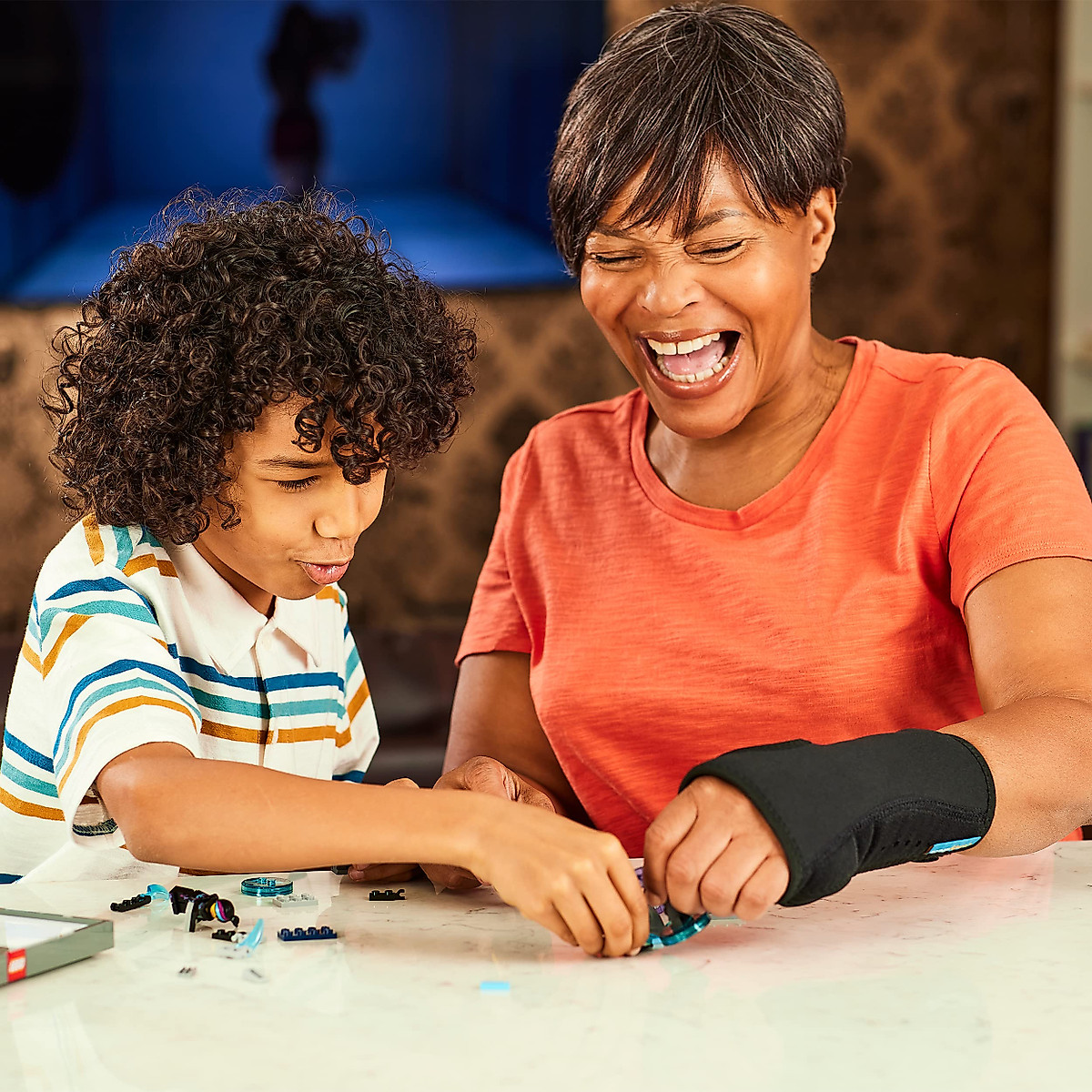 ComfyBrace Night Wrist Sleep Support Brace- Fits Both Hands - Cushioned to Help With Carpal Tunnel and Relieve and Treat Wrist Pain, (1 Pack/Night Brace, One Size Fits All) (Pack of 1)