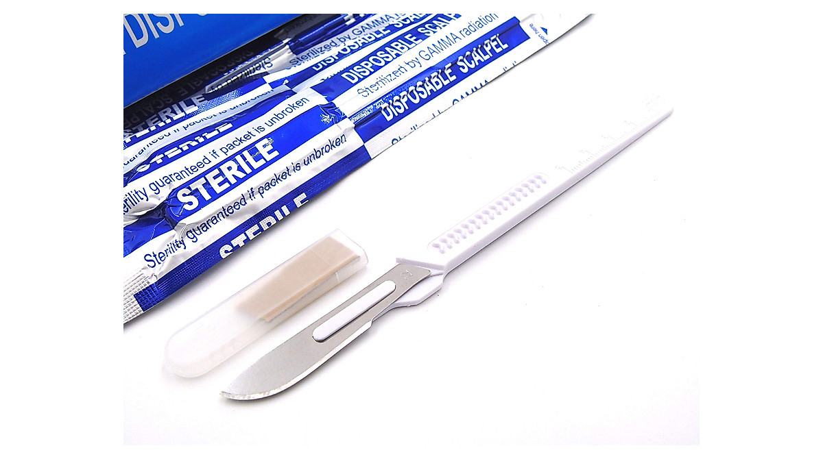 Disposable Scalpels - Precision and Safety in Every Cut