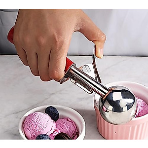 New Star Foodservice 537720 Commercial-Grade Thumb Press Food Disher/Ice Cream Scoop, 18/8 Stainless Steel, 1.75 oz, Size 24, Red