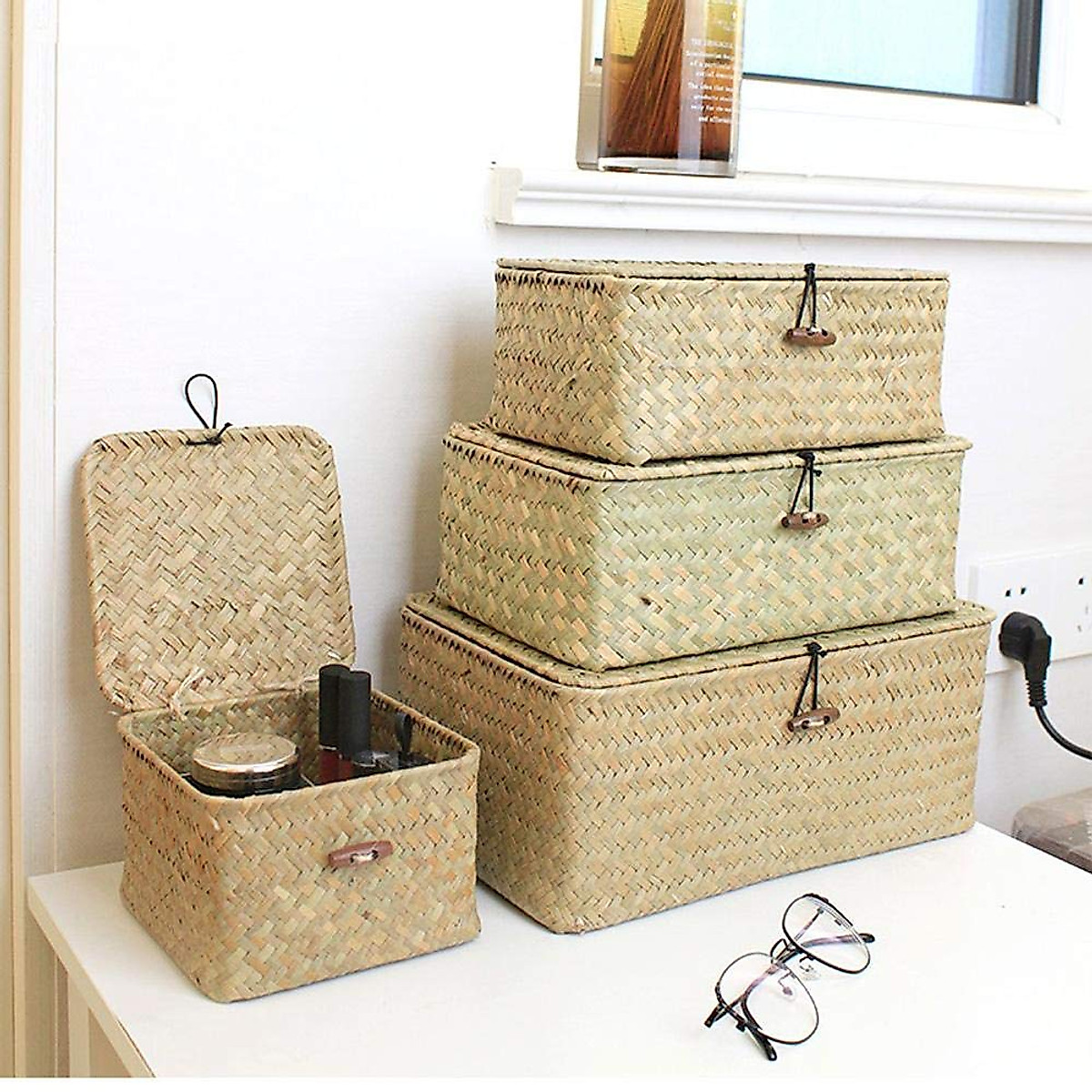 Storage Shelf Basket with Lid Rectangular Handmade Seagrass Rattan Woven Makeup Organizer Multipurpose Container Natural Box for Shelves
