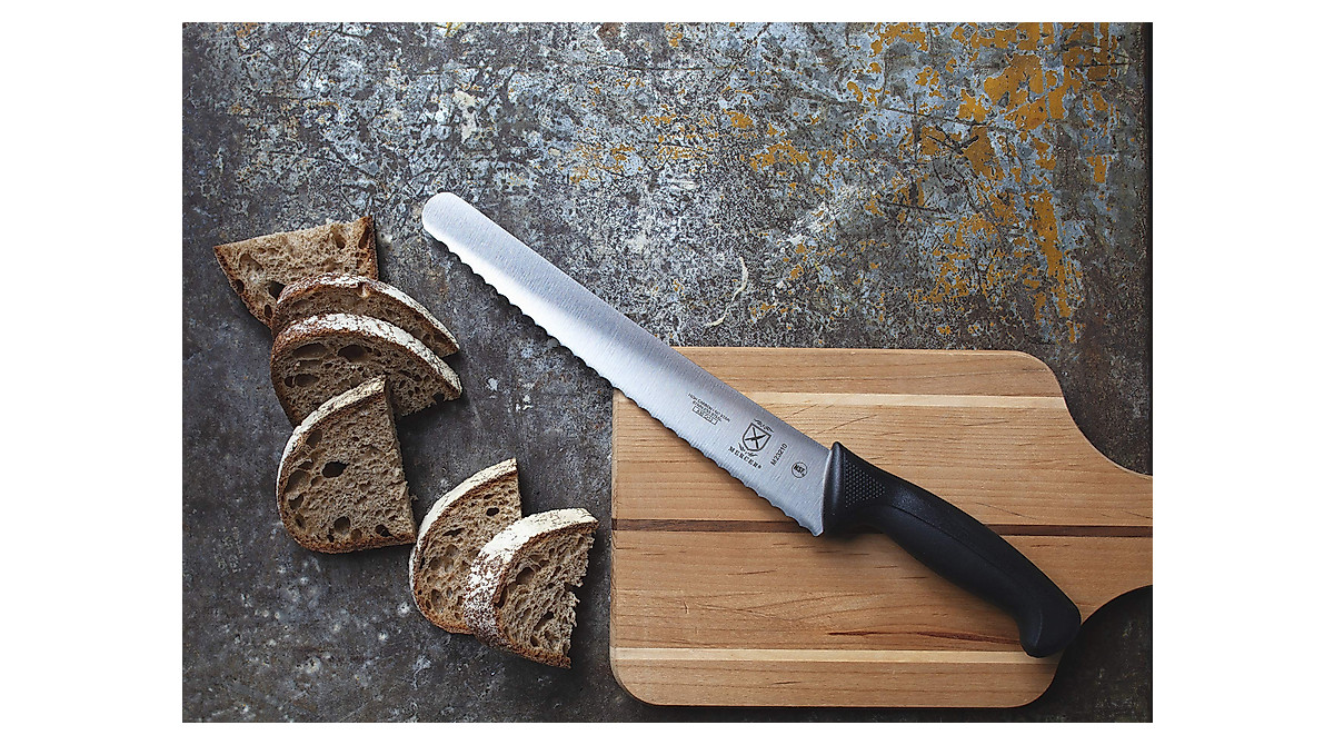 Mercer Culinary 10-Inch Bread Knife – Wavy Edge & High-Carbon Steel