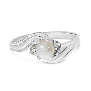 Direct-Jewelry 10k White Gold Freshwater Cultured Pearl And Diamond Ring (Size 4.5)