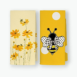 QODUNG Farmhouse Yellow Daisy Flowers and Honey Bee Soft Kitchen Towels Dishcloths 16x24 Inch Set of 2,Summer Spring Gifts Drying Cloth Hand Towels Tea Towels for Kitchen