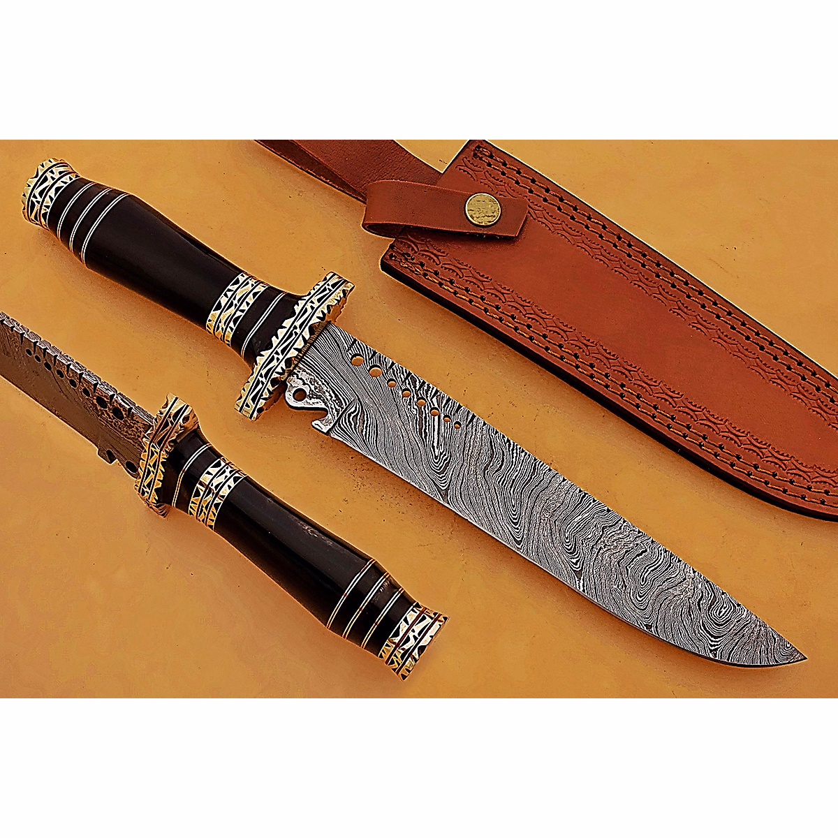 Custom Handmade Damascus Steel Hunting Knife / Bowie Knife SS-17366 ( horn ) (black)
