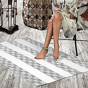 SAVON Hand Woven Cotton Flatweave Area Rug 5x3 Woven Black and White Diamond Argyle