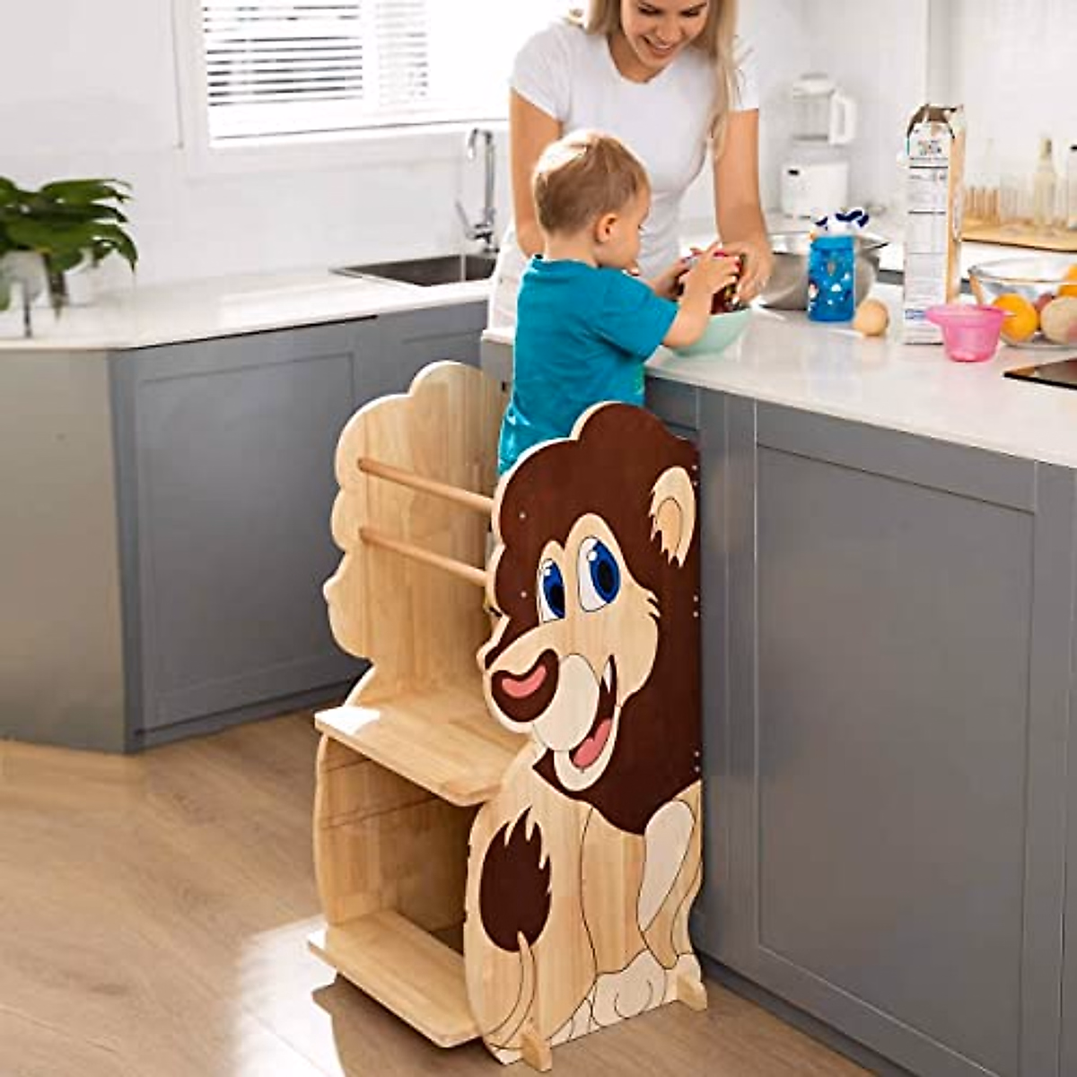 Max & Me Adorable Lion Toddler Kitchen Stool Helper, Adjustable Height Kitchen Stool for Toddlers. Safe Montessori Stool and Toddler Counter Stand Perfect for Learning and Baking