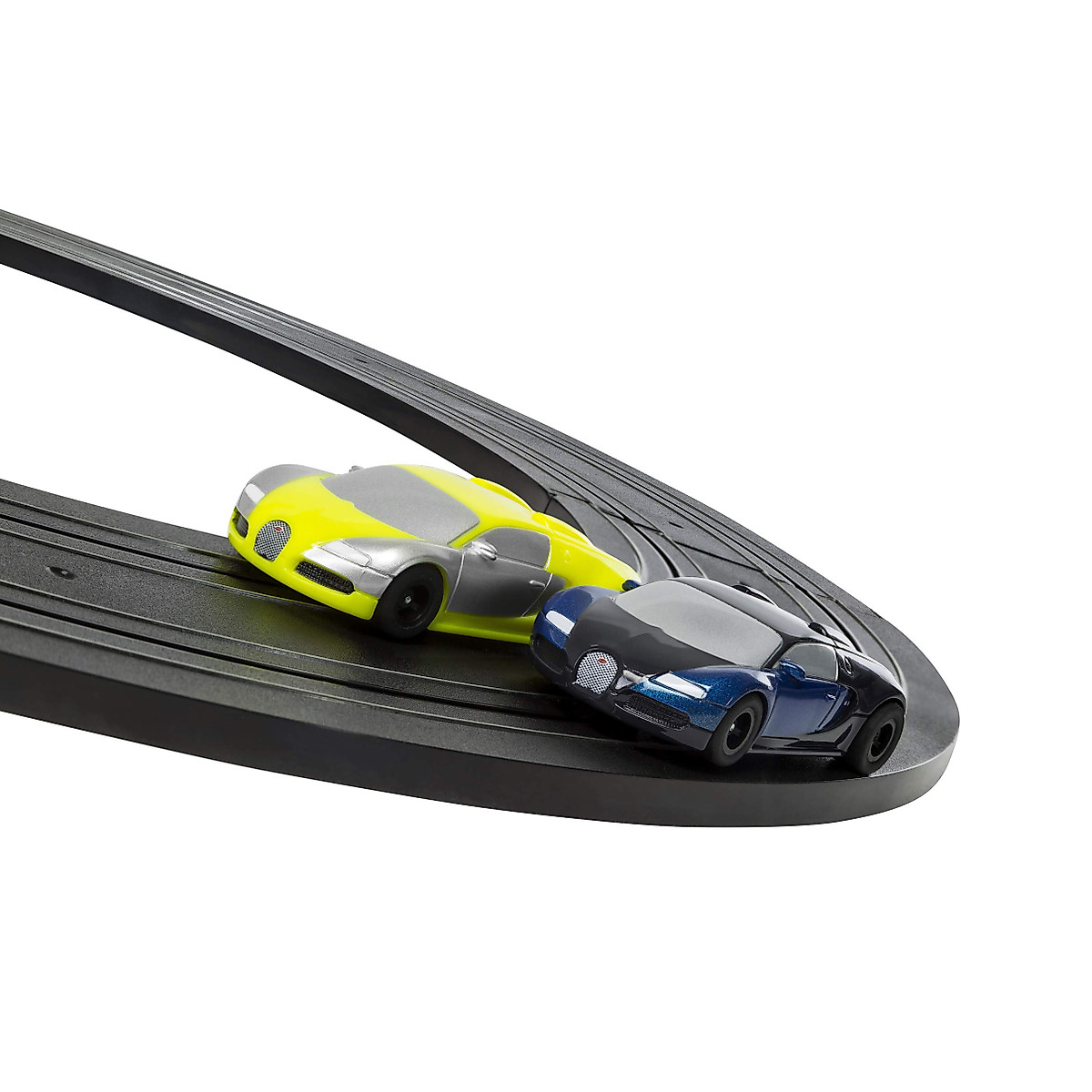 Scalextric Micro Hyper-Cars Race Slot Car Set (1: 64 Scale)