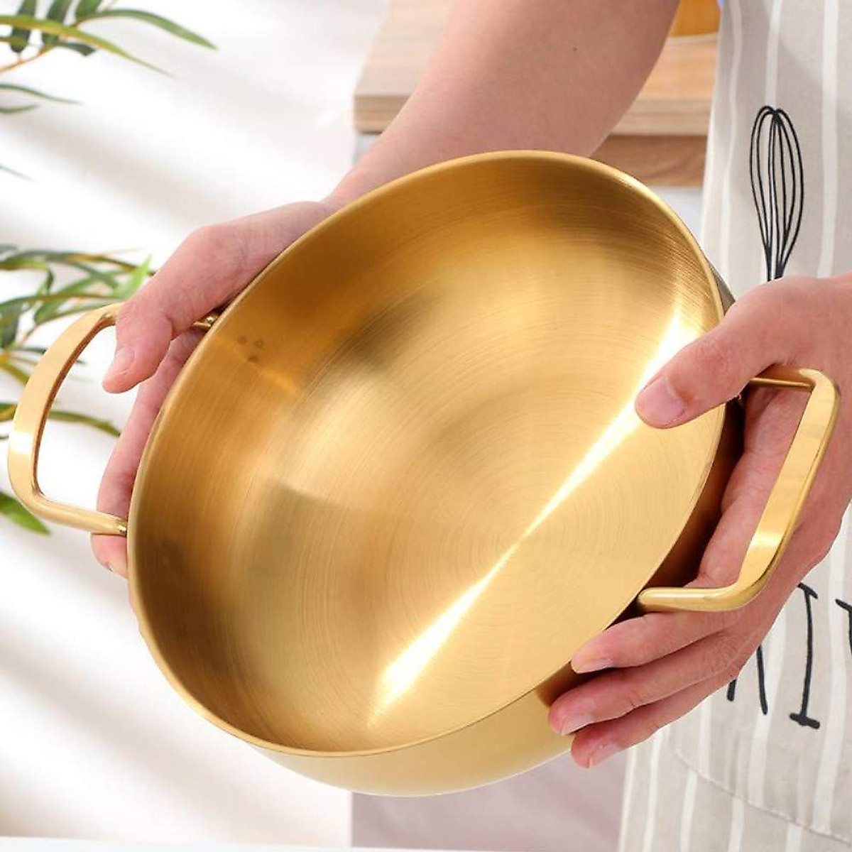 10in Stainless Steel Everyday Pan Color Me Korean Noodle Ramen Pot Small Stockpots Pasta Pots Stir Fry Pan Omelet Paella Pans Small Pots for Home and Outdoor, Dishwasher Safe, Eco Friendly(1pcs)(Gold)