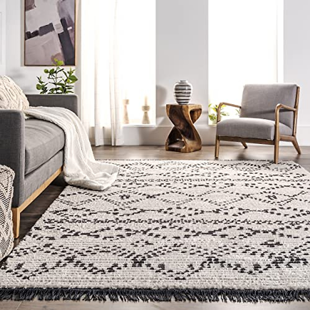 nuLOOM Jaycee Abstract Soft Shaggy Textured Fringe Area Rug, 7' 10" x 10', Beige