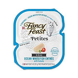 Fancy Feast Petite Gravy Variety, 4 Flavors, 2(Each); Ocean Whitefish, Seared Salmon,Grilled Chicken and Roasted Turkey Wet cat Food .Total of 08 Trays. Plus a Noisy Cat Toy Ball