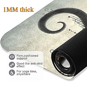 GOODOLD Funny Black Cat Yoga Mat, 71 x 26 Inch Non-slip Yoga Mats Folding Travel Exercise Mat Indoor Outdoor Gym Pilates with Storage Bag for Women Men