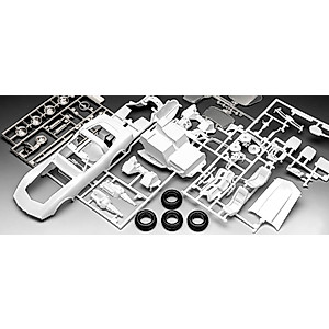 Revell RV07646 '78 Corvette Indy Pace Car 1:24 Plastic Model kit