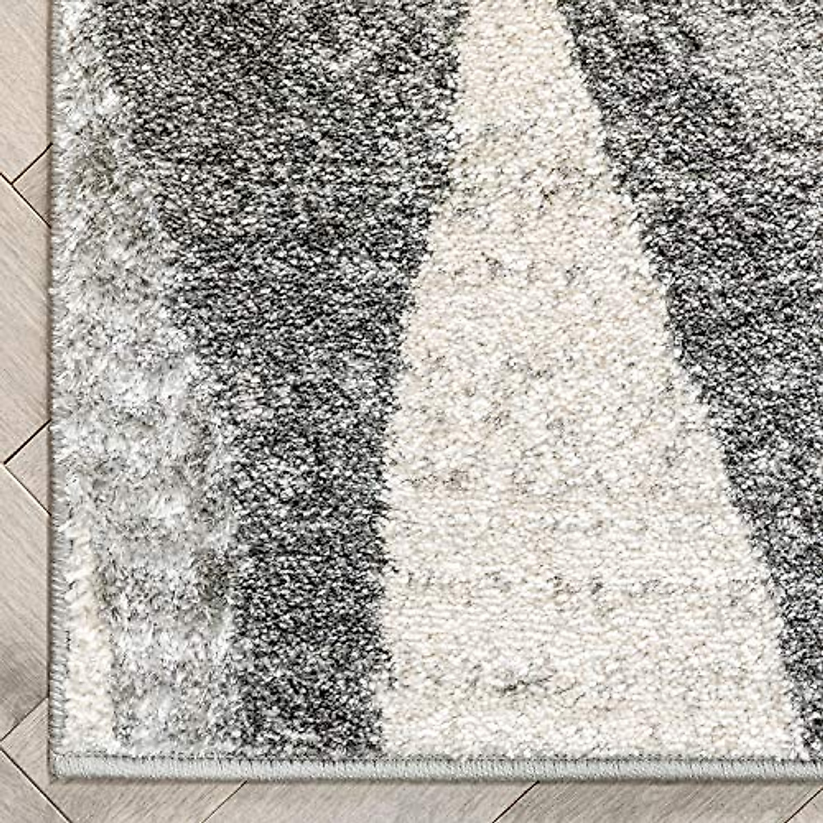 Well Woven Lisbon Toro Modern Ogee Geometric Ivory 7'10" x 9'10" Area Rug