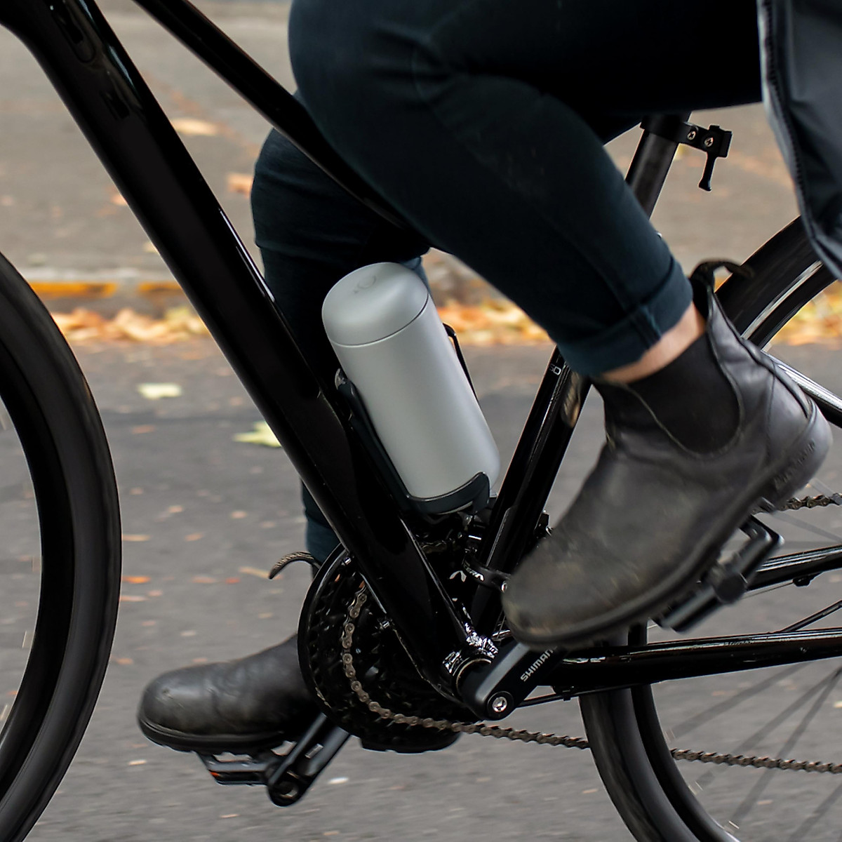 Fellow 16 oz Carter Move Travel Mug - Vacuum-Insulated Stainless Steel Travel Coffee Mug - Coffee Tumbler with Ceramic Interior and Splash Guard - Matte Grey