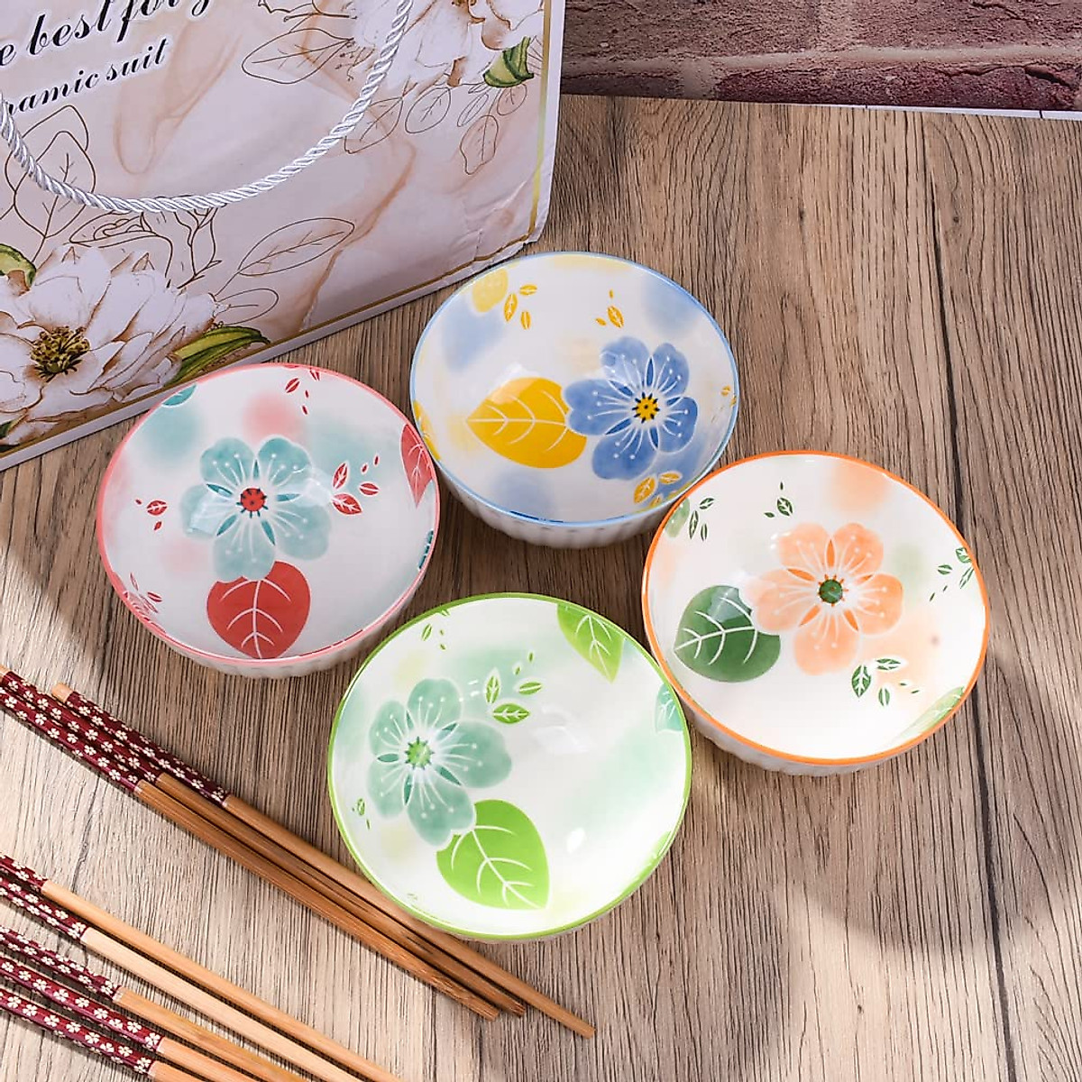 Ceramic Rice Bowl with Chopsticks Set of 4,A Good Gift for Friend and Family (LH)