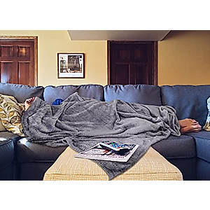 Tronssien Fleece Throw Blankets Super Soft Flannel Cozy Blankets Washable Lightweight Fuzzy Blanket for Couch Sofa Bed Office Throw Size Warm Plush Blankets for All Season (50'x 60')