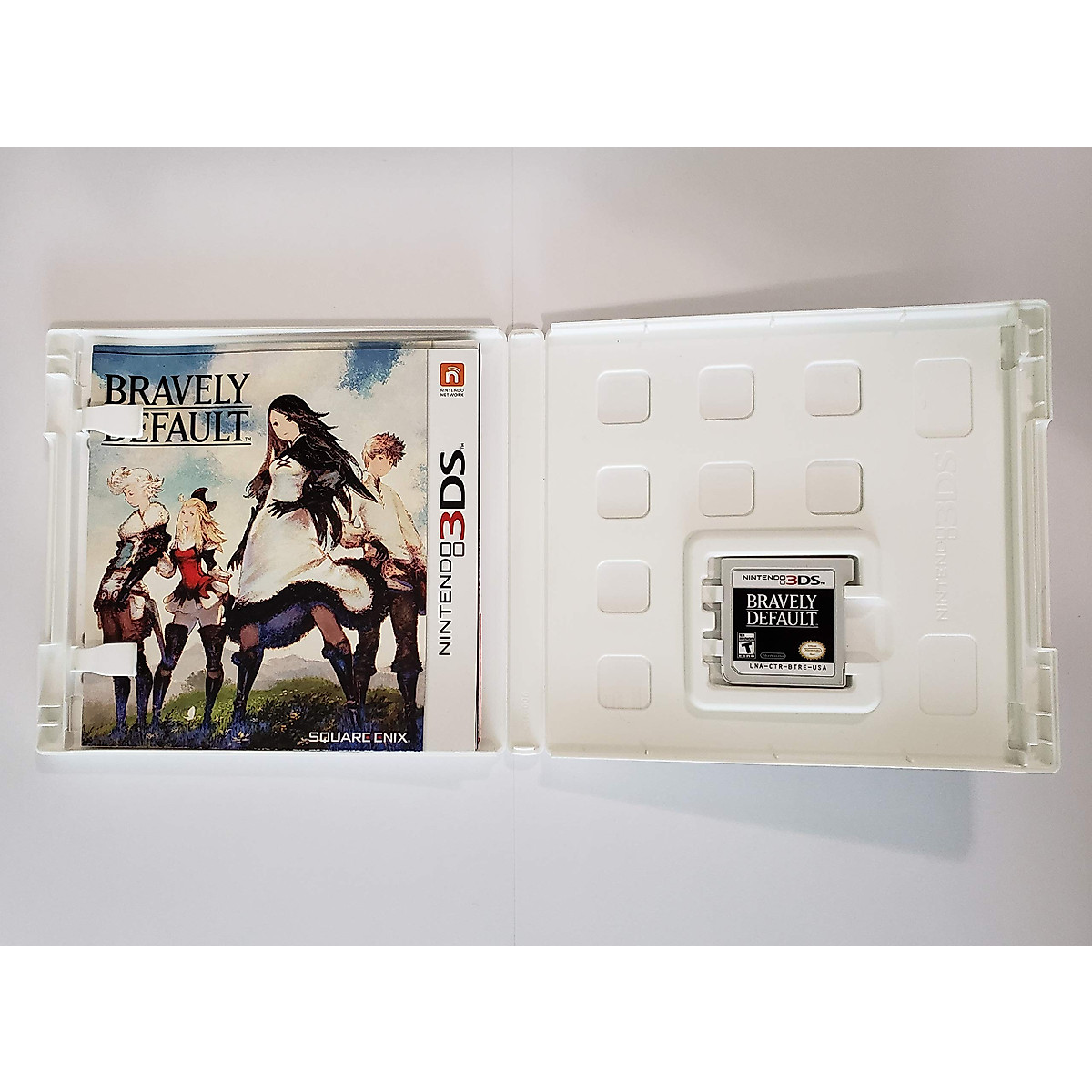 Bravely Default [Nintendo 3DS]