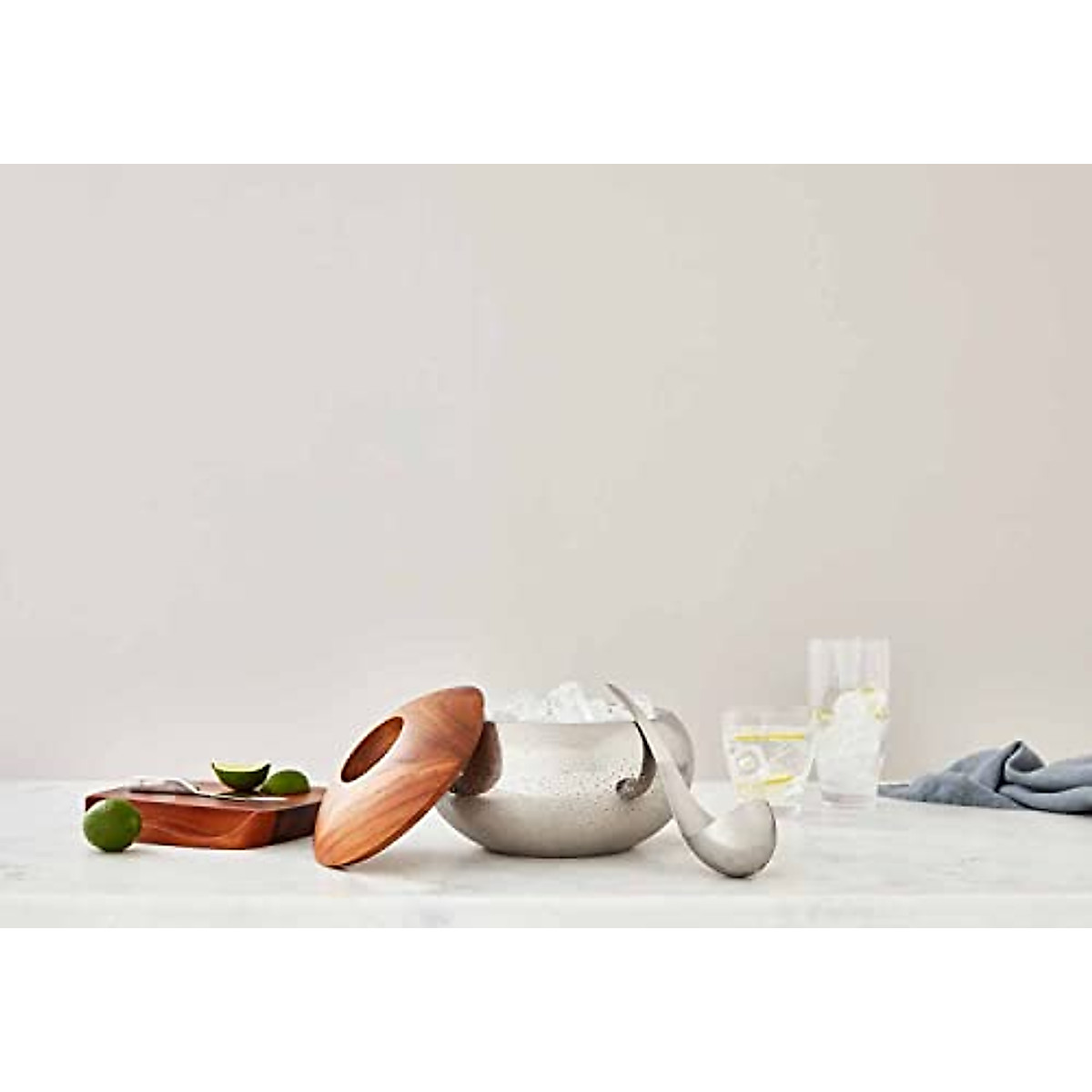 nambe Scoop Ice Bucket | Insulated Ice Bucket with Lid and Ice Scoop | Stainless Steel Chiller for Cocktail Bar, Parties Barware and Serve ware | Home Bar & Bar Cart Accessory | Dishwasher Safe