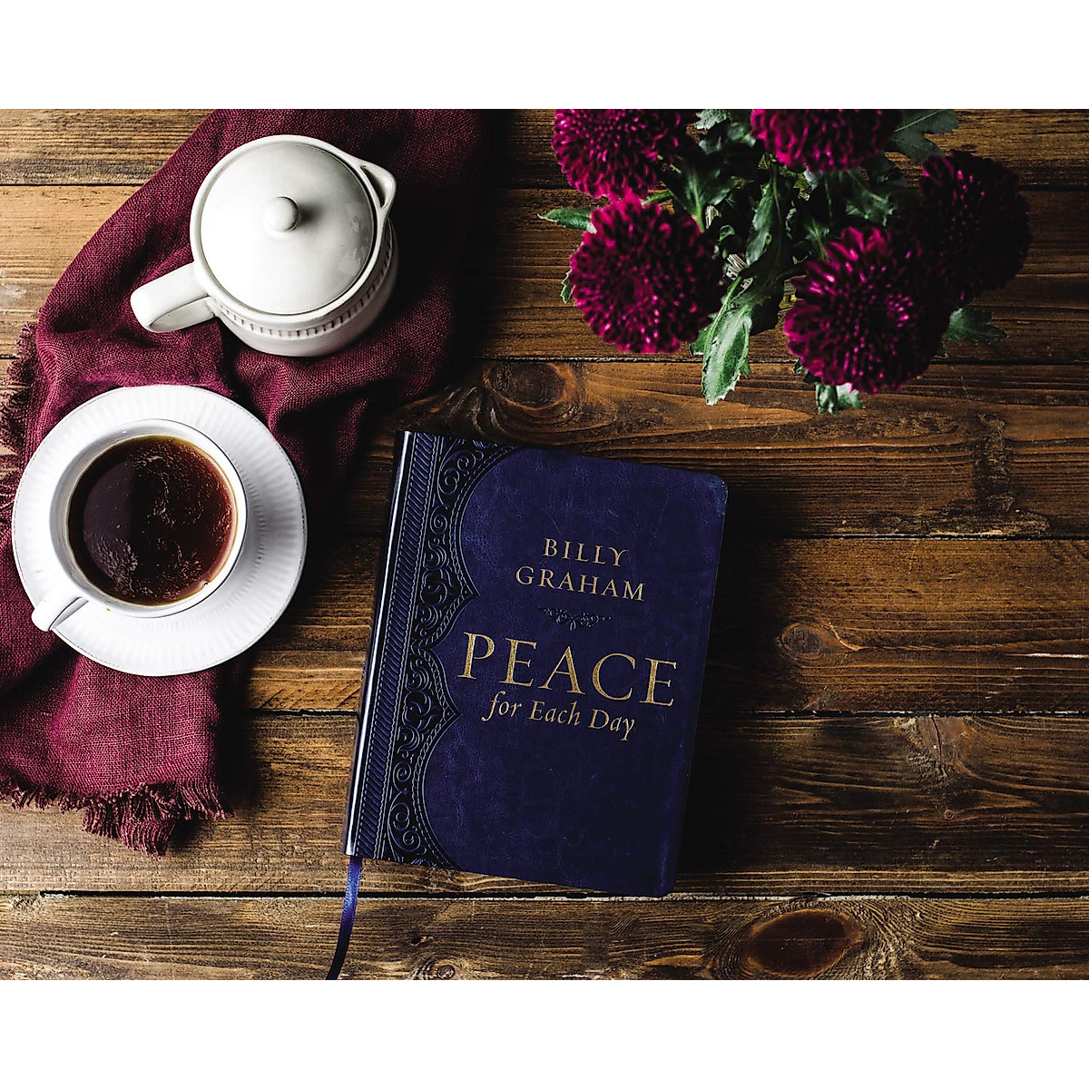 Peace for Each Day, Large Text Leathersoft: 365 Daily Devotions