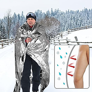 QIO CHUANG Emergency Mylar Thermal Blankets -Space Blanket Survival kit Camping Blanket (4-Pack). Perfect for Outdoors, Hiking, Survival, Bug Out Bag ，Marathons or First Aid 1