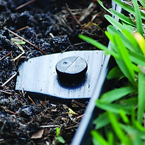 EasyFlex Heavy-Duty No-Dig Landscape Edging, 1.6 in. Tall Straight Top Commercial Grade Plastic Garden Border, 120 Feet, Black