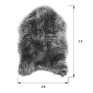 Teppich Wölkchen Faux Fur Rug | Sheep Skin Throw Rug | Washable Fluffy Area Rug, Fuzzy Shag Rug for The Living Room, Bedroom, Nursery Decor I Dark Gray - 2x3ft Sheepskin