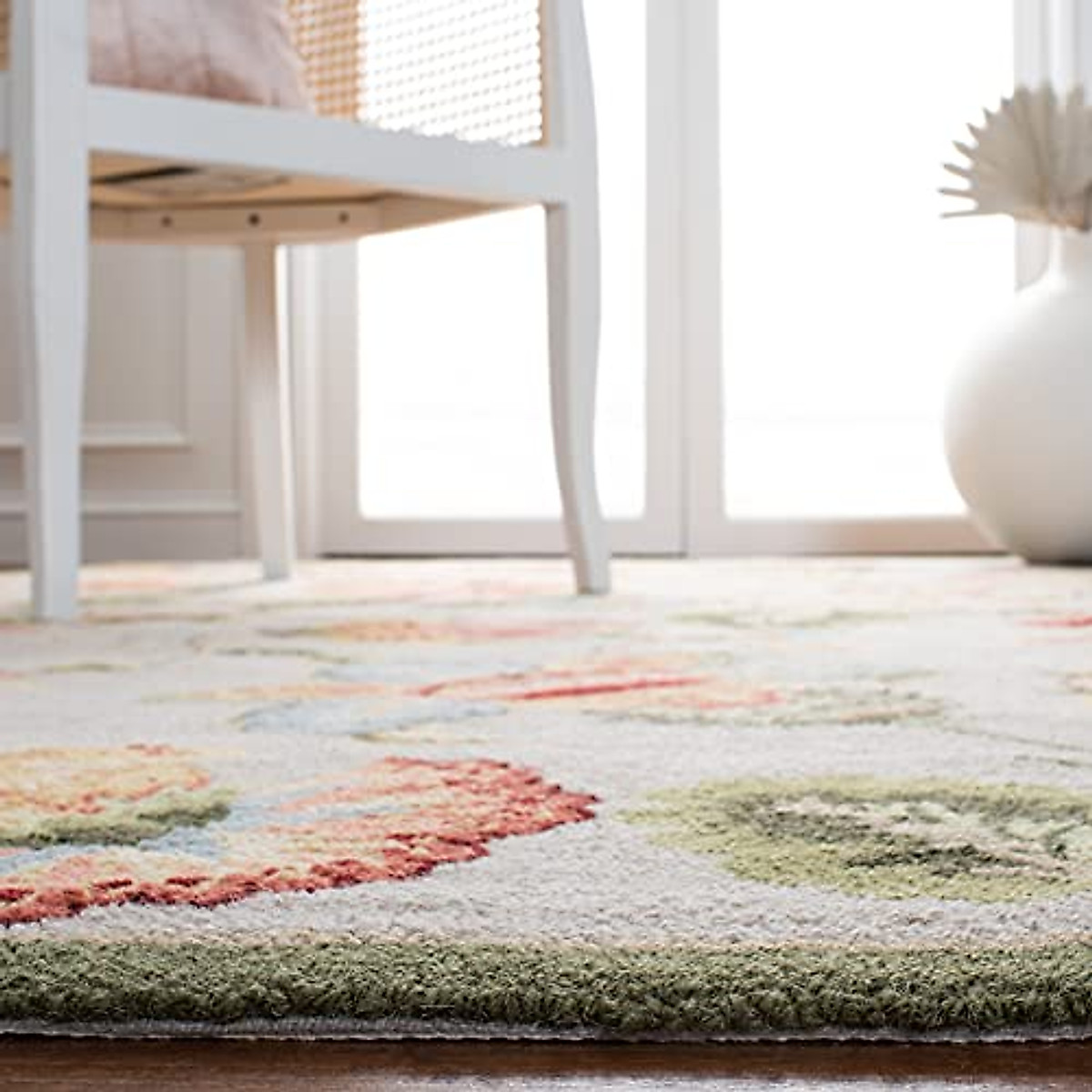 SAFAVIEH Chelsea Collection Accent Rug - 1'8" x 2'6", Sage, Hand-Hooked French Country Wool, Ideal for High Traffic Areas in Entryway, Living Room, Bedroom (HK331C)