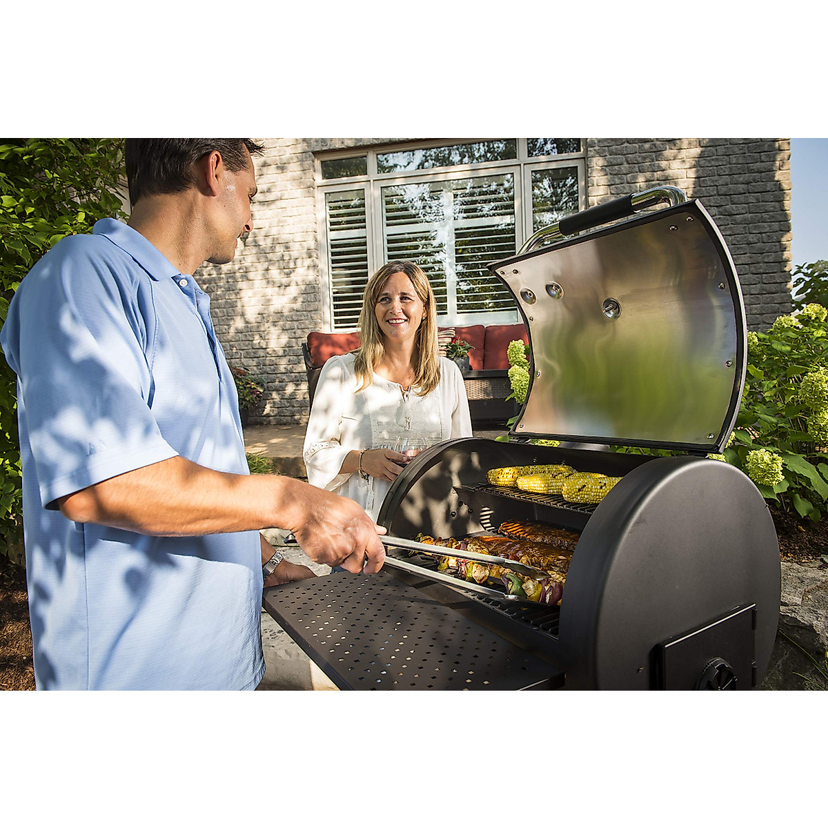 Broil King 945050 Regal Charcoal Grill 400, Black