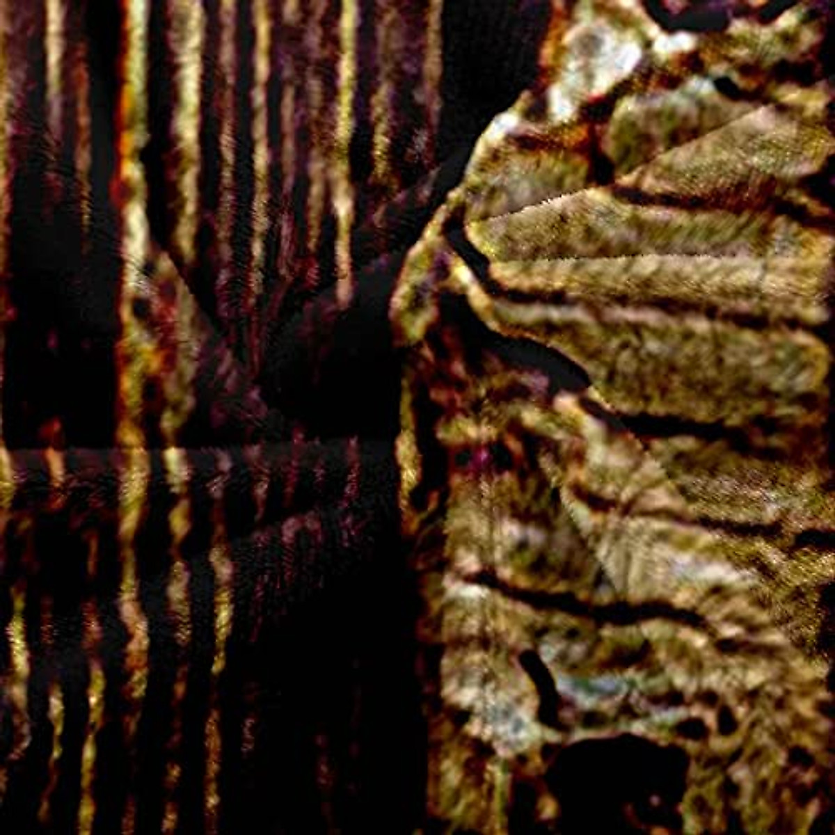 NARBOR Soft Fleece Throw Blanket - Fluffy Microfiber Solid Blankets for Bed and Couch Double/Single Size - 59X79Inch Wooden Door Print Printed Flannel Blanket for Bed, Couch and Sofa