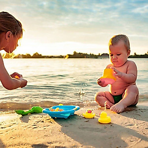 Umbresen Bath Duck Toys Yellow Rubber Ducks Preschool Bathtub Float Squeak Duckies Gift for Baby Toddler Infant Shower Car Pool Halloween Christmas Decorations (Yellow Set of 20)