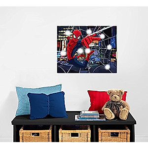 Idea Nuova Spider-Man LED Canvas Wall Art, Children's Home Décor, Bedroom