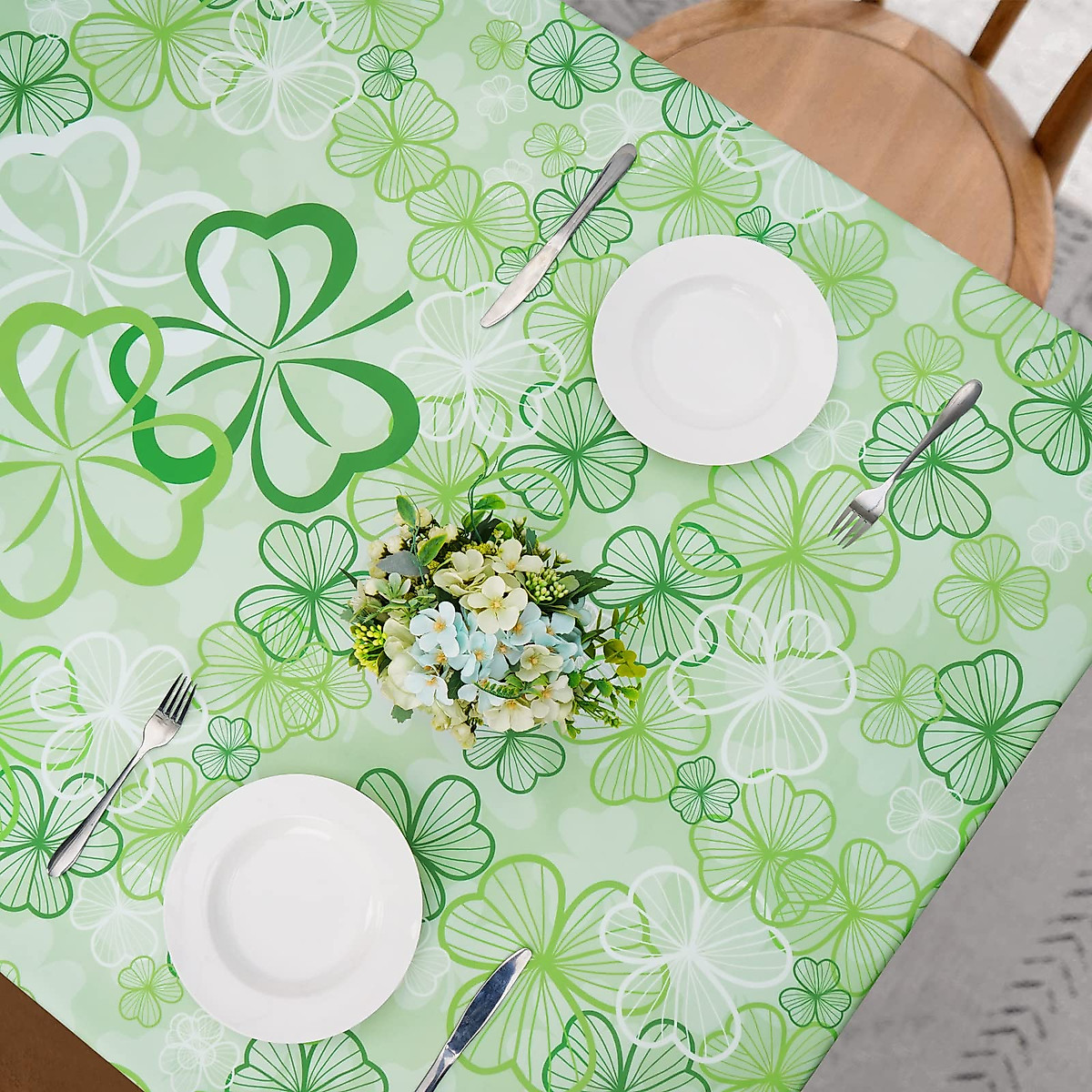 ASPMIZ St. Patrick’s Day Tablecloth, Lucky Shamrock Table Cloth, Green and White Tablecloths, Leaf Clovers Waterproof Tablecloth Rectangle for Dinner Party Decoration, 60 x 84 inch