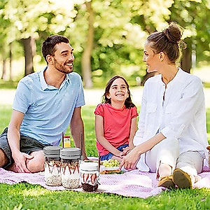 RACHAL Overnight Oats Containers with Lids and Spoon, 2 Pack Mason Jars for Overnight Oats, 20 Oz Glass Oatmeal Container to Go for Chia Pudding Yogurt Salad Cereal Meal Prep Jars (white,gray)