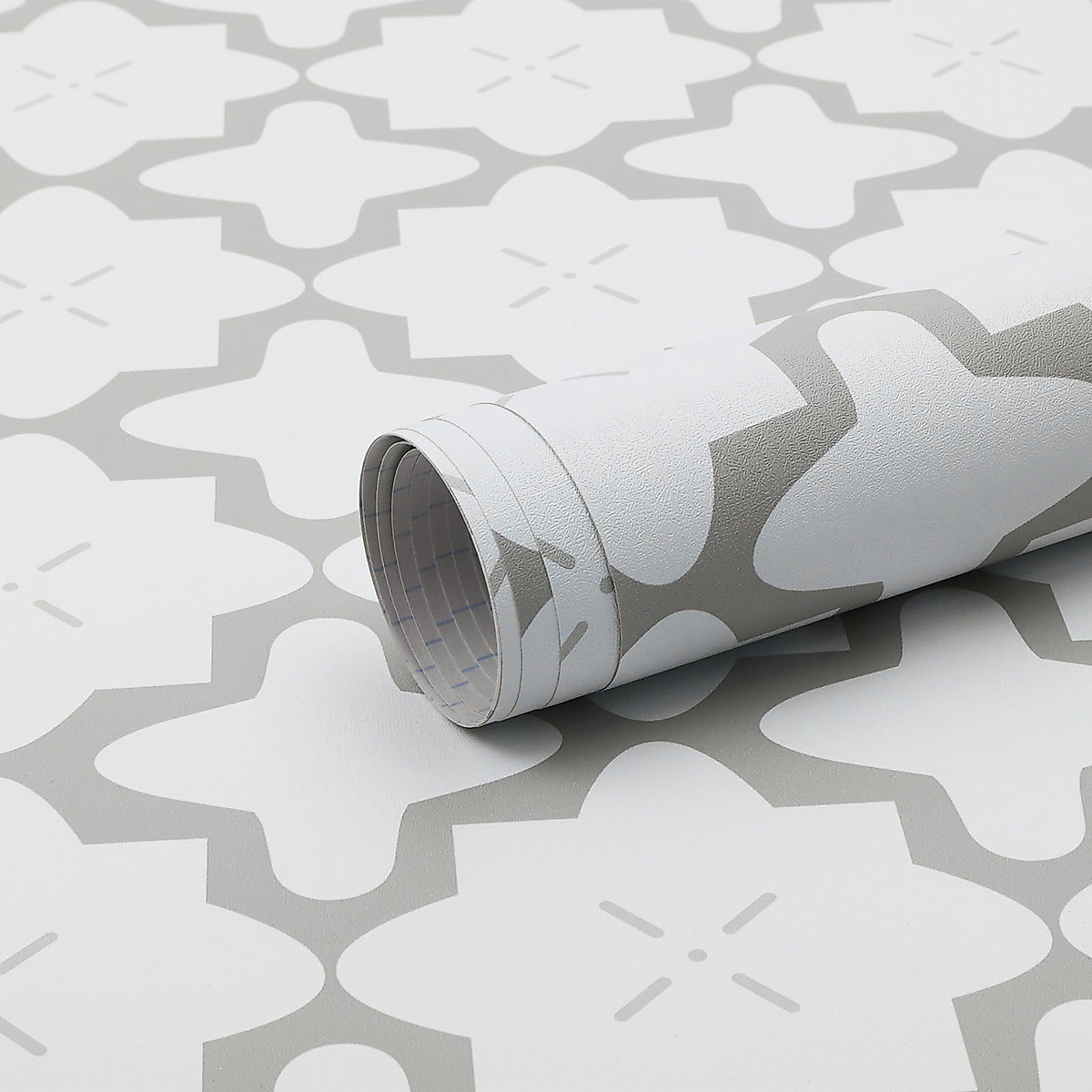 GloryTik 17.7" x 78.7" Trellis Contact Paper Grey and White Peel and Stick Wallpaper Self Adhesive Wallpaper Gray Geometric Removable Wallpaper for Cabinets Drawer Room Wall Decoration