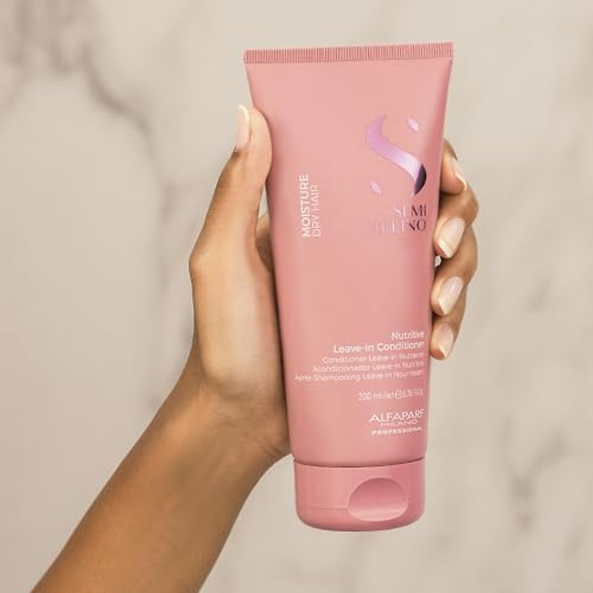 Alfaparf Milano Semi Di Lino Moisture Nutritive Low Shampoo - Sulfate Free Shampoo for Color Treated Hair - Moisturizing Hair Shampoo for Dry Hair - Paraben & Paraffin-Free (1000 ml / 33.8 oz)