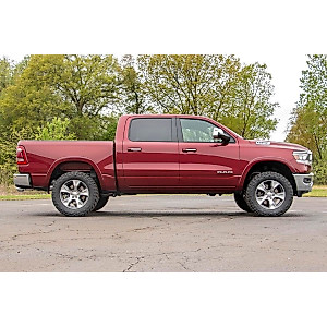 Rough Country 3.5" Lift Kit w/N3 Struts & Shocks for 19-24 Ram 1500 4WD - 31431