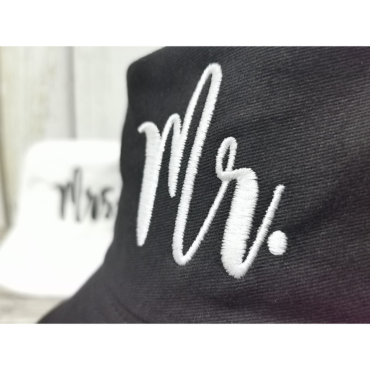 Enodtter Mr and Mrs Bucket Hats for Couples, Embroidered Bride Groom Matching Hats, Embroidery Summer Beach Hats, Newlywed Honeymoon Wedding Gift