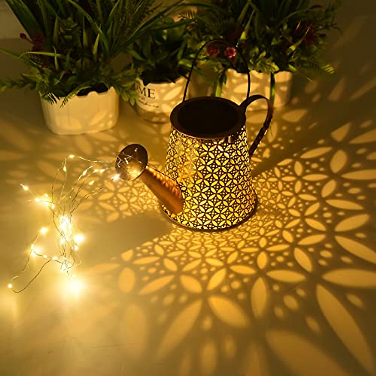 Watering can with Garden Decor Lights,Solar Lantern Outdoor Hanging Waterproof, Outdoor Decorative Retro Metal Solar Lights for Garden Table Patio Yard Pathway Walkway,Large