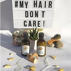 The Body Shop Mini Bamboo Hairbrush 11cm x 4cm x 3cm