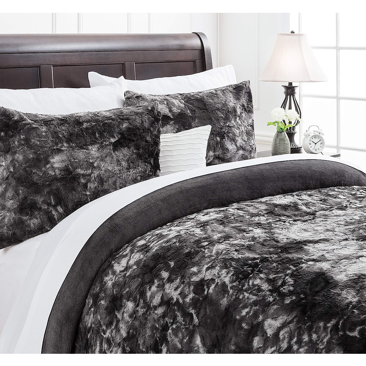 Chanasya Premium Wolf Faux Fur Duvet Cover Set - Faux Fur & Minky Blanket Duvet Cover (90” x 90”) & 2 Pillow Shams (20” x 26”) - 3-Piece Set, Gray, Queen