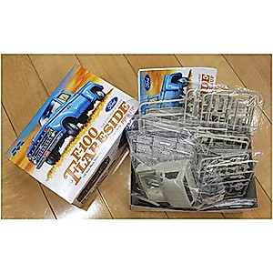 Moebius MMK1232 1:25 1966 Ford F-100 Flareside Pick