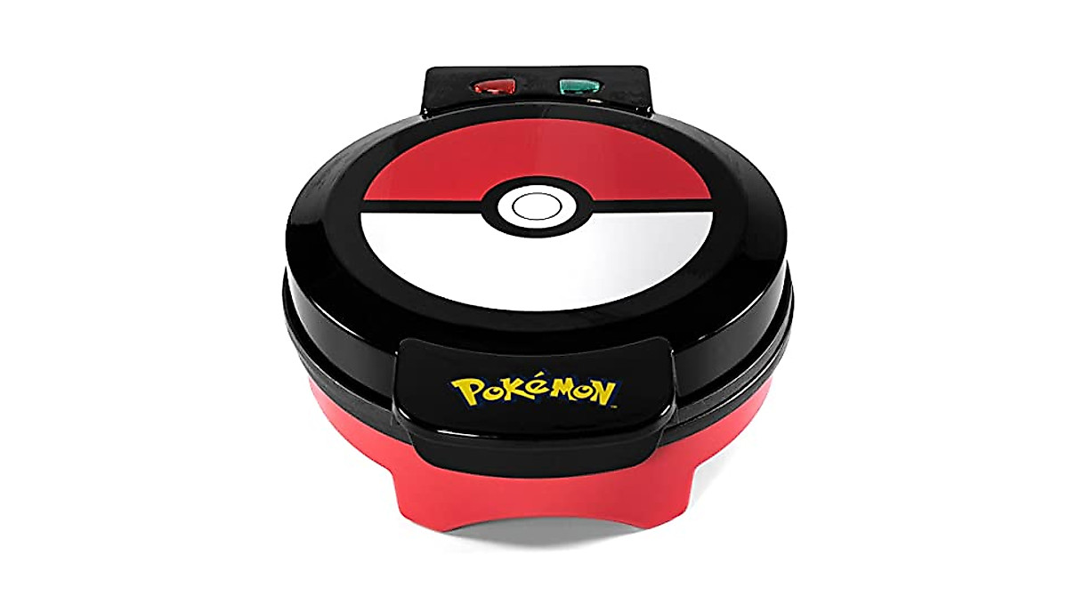 Uncanny Brands Pokémon Waffle Maker - Create Pokeball Waffles