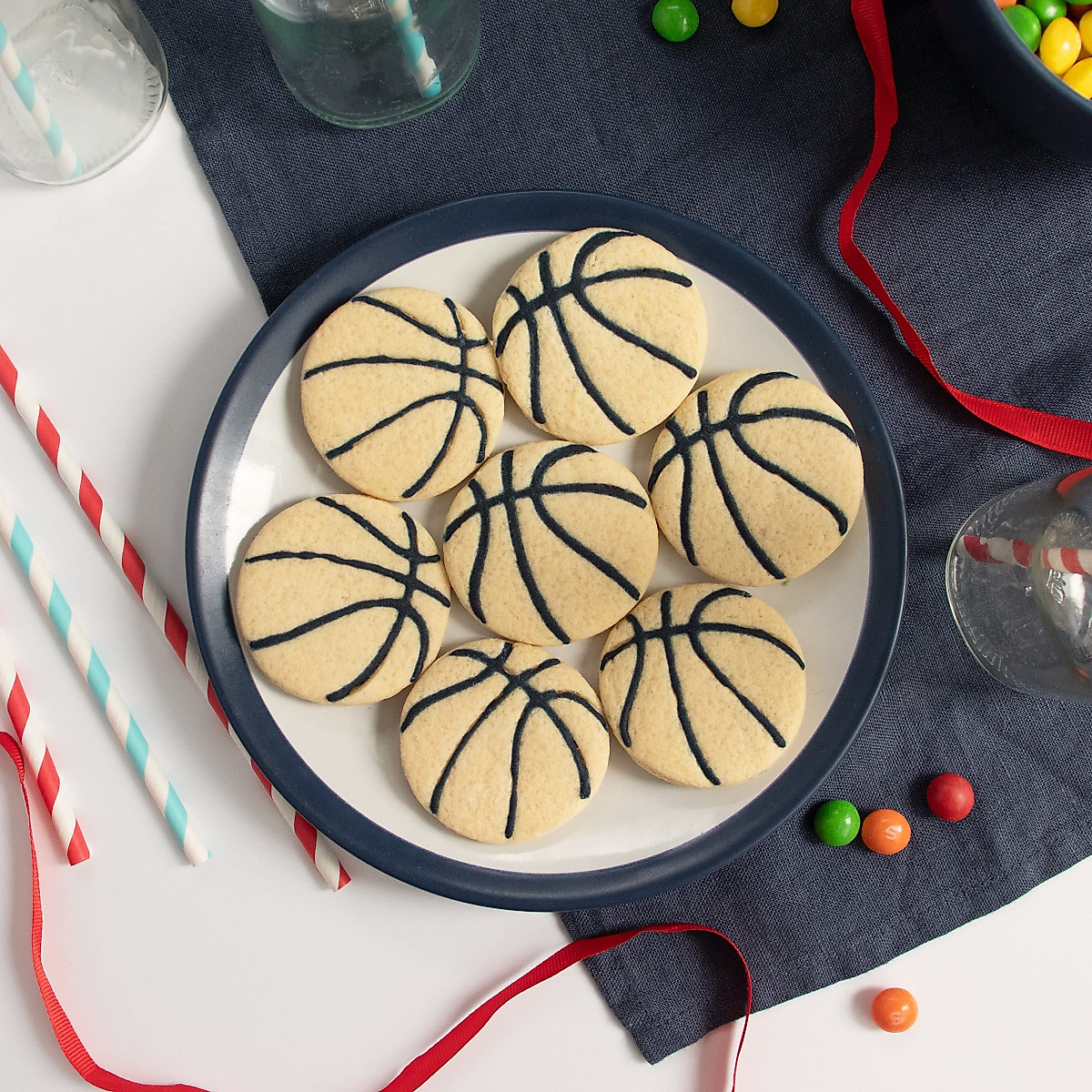 Basketball cookie cutter, 1 piece - Bakerlogy