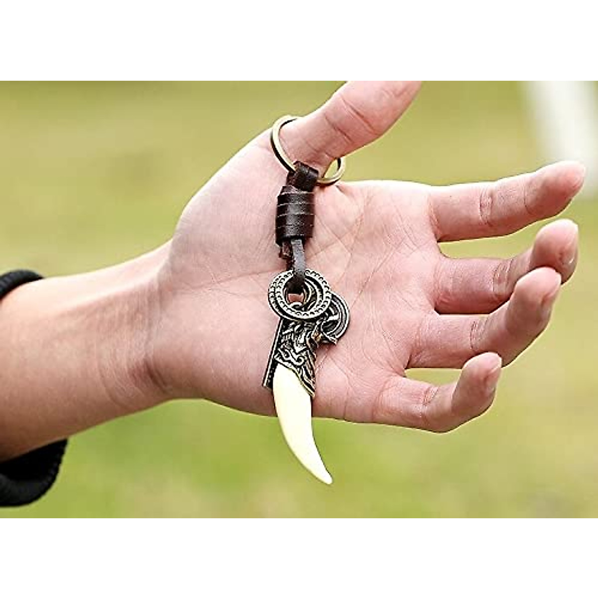 AuPra Fang KeyChain Gift Women & Men Leather Wolf KeyRing Home Car Door Keys Holder Ladies Tooth Present