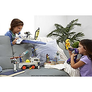 Disney Pixar Lightyear Space Ranger Alpha Buzz Lightyear Figure, Authentic Action Figure 5 Inches tall with 12 Posable Joints, Laser Blade, 4 Years & Up