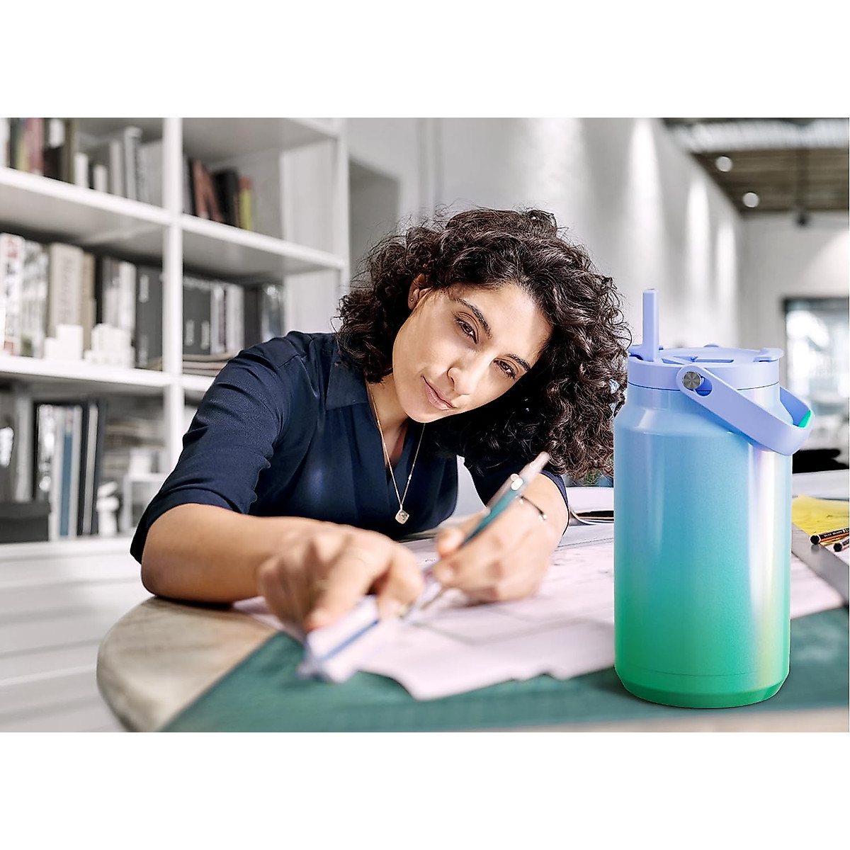 Meoky 50 oz Tumbler with Handle, Stainless Steel Vacuum Insulated Water Bottle, Keeps Cold for 36 Hours, 100% Leak Proof, BPA-free, Non-slip Base (Flamingo)