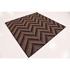 Unique Loom Outdoor Modern Collection Area Rug - Chevron (5' 4" Square, Brown/ Black)