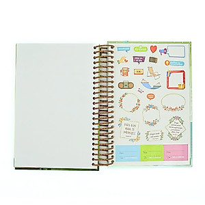 Pechi Agenda 2024 (Inspirational Christian Planner in Spanish). Tapa dura. Encuadernado espiral plástico. Devocionales, frases y versículos entre otras herramientas. Enero-Diciembre. 1 página por día