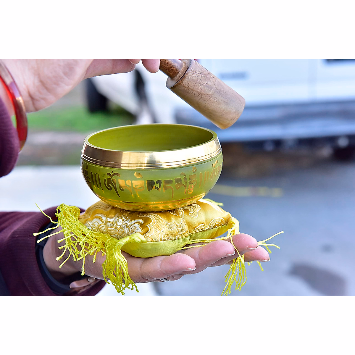 3.75" Tibetan Meditation Yoga Singing Bowl Yellow Set with free Wooden Mallet and Silk Cushion from Nepal, Singing bowls.