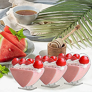 Coloch 100 Pack 4 Oz Plastic Mini Dessert Cup with Spoon, Clear Parfait Appetizer Cup Heart-shaped Small Serving Bowl for Cakes, Ice Cream, Tasting, Party, Buffet, Wedding